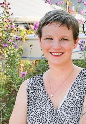 Jennifer Drake's Instagram, Twitter & Facebook on IDCrawl